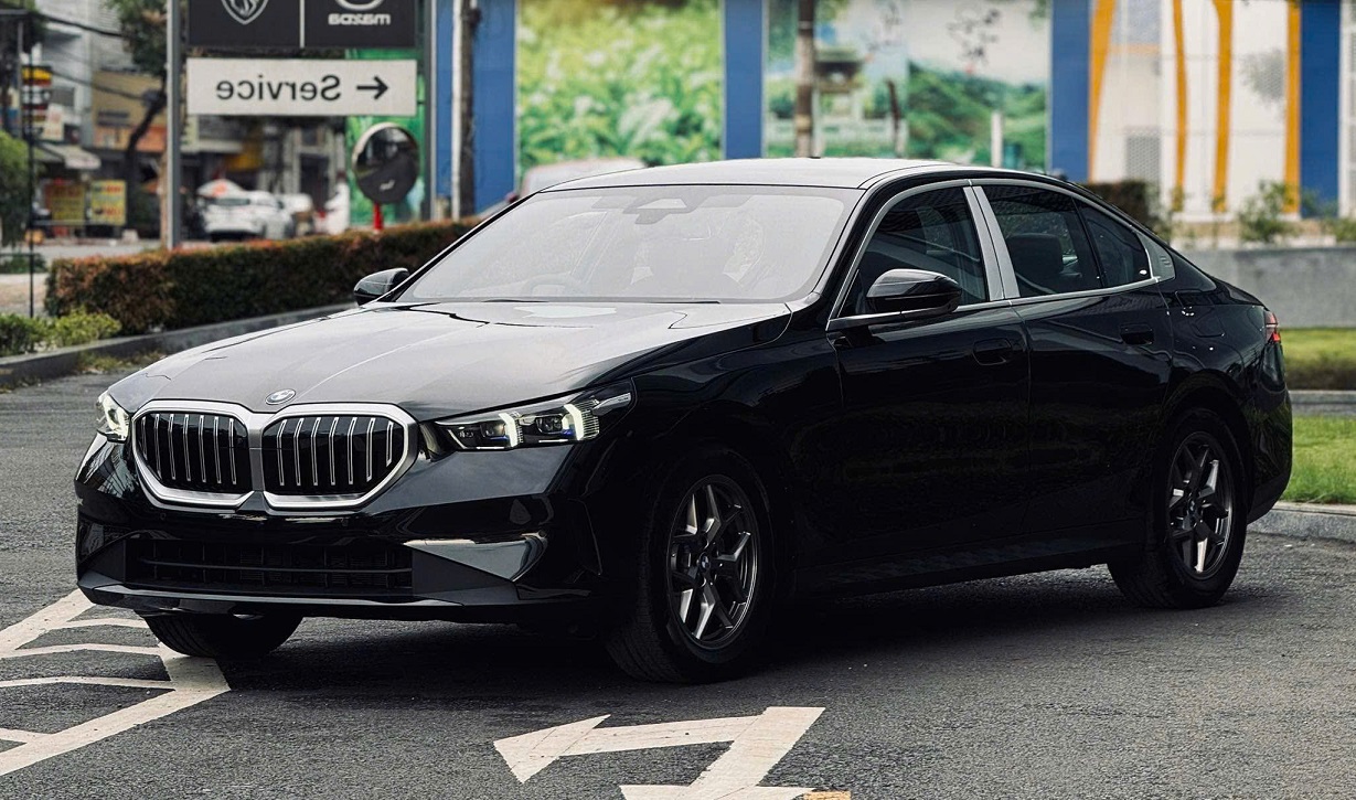 BMW 520i All New - BMW Long Biên